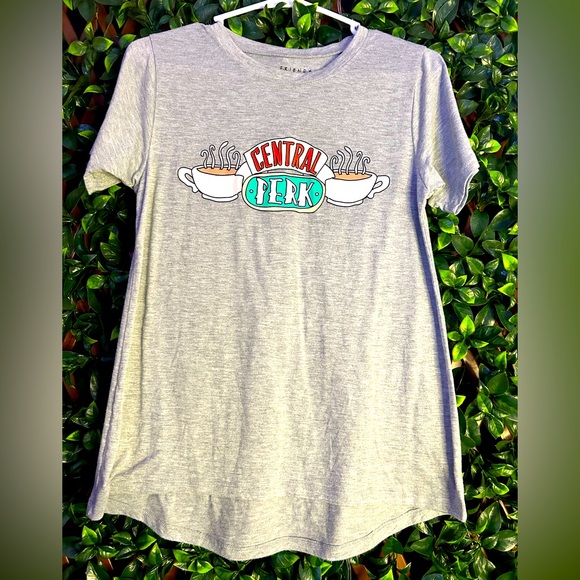 Tops | Friends Central Perk Graphic Tee Size M | Poshmark